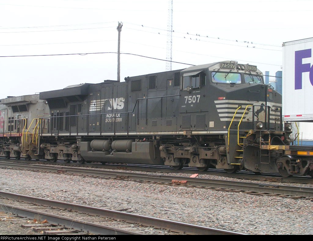 NS 7507